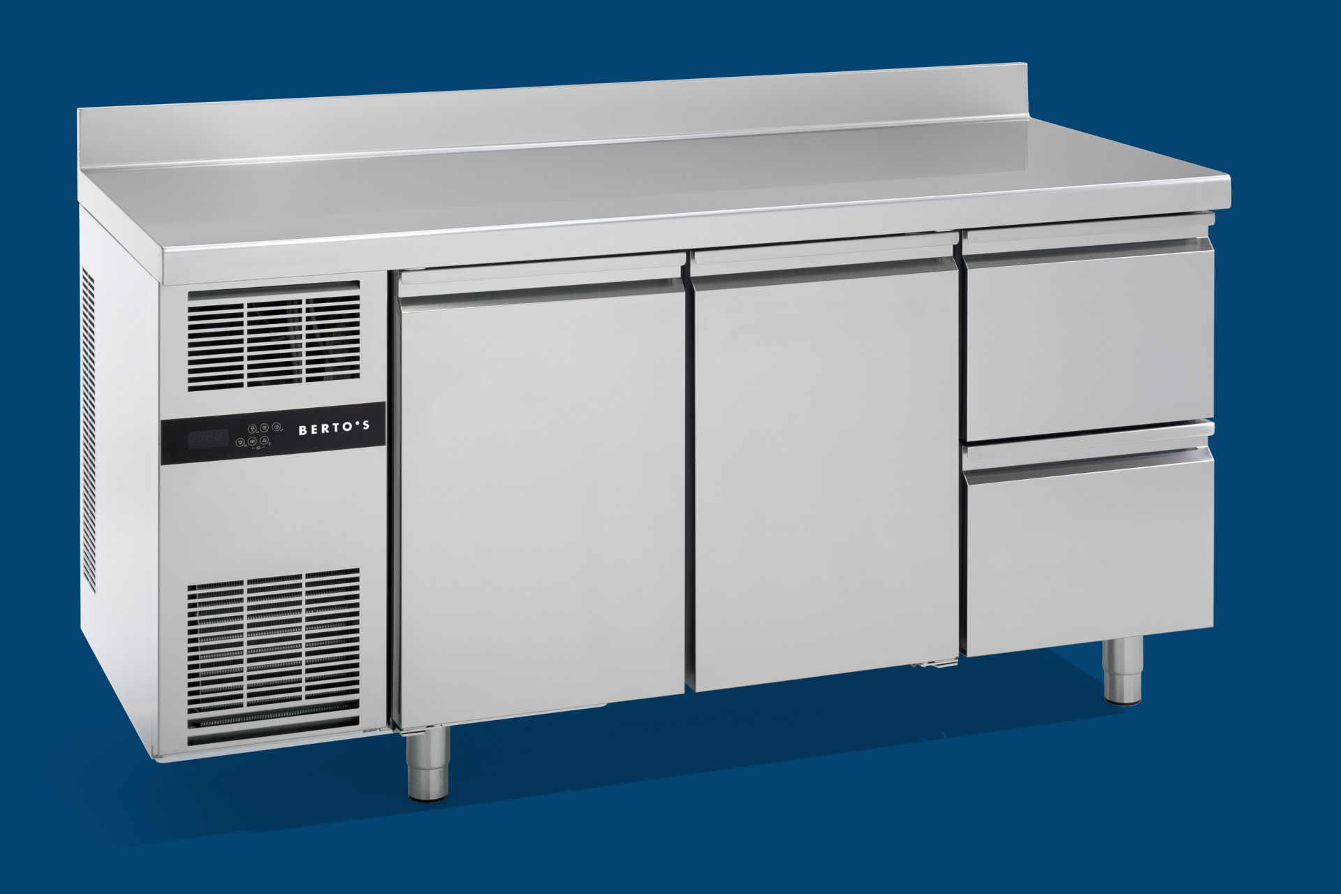 Refrigerated blast chillers, prep tables, chef bases and cabinets ...